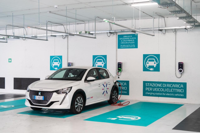 Saba reaffirms its commitment to electric vehicles with the deployment ...